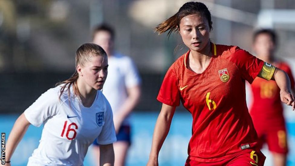 Celtic: Shen Mengyu becomes Scotland's first Chinese women's footballer ...