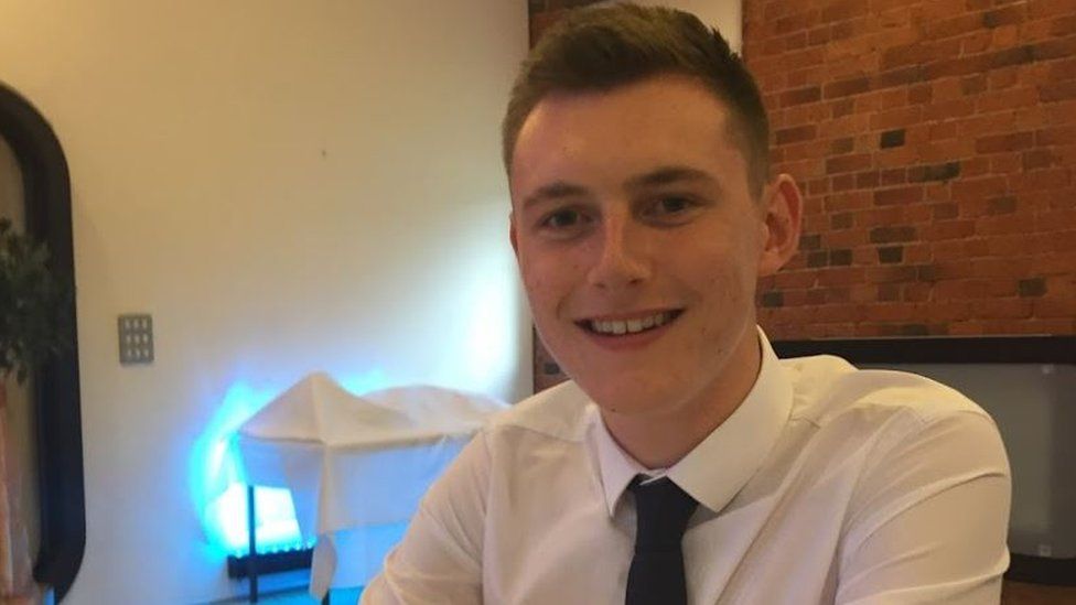 Brother's death prompts defibrillator map - BBC News