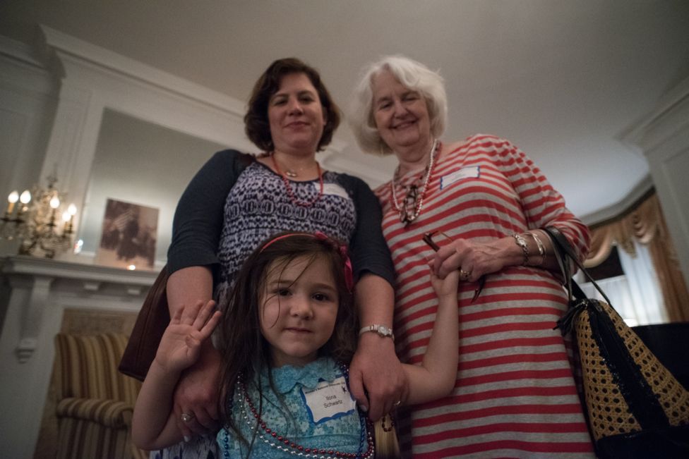 In Pictures: Watching Hillary Clinton make history - BBC News