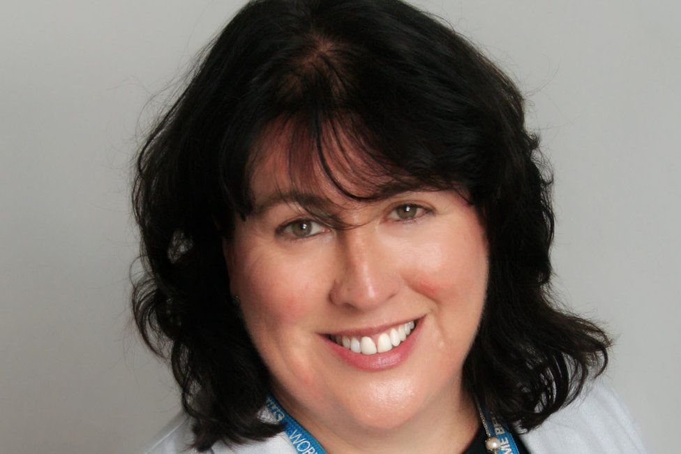 Poole Hospital's maternity service rated inadequate - BBC News