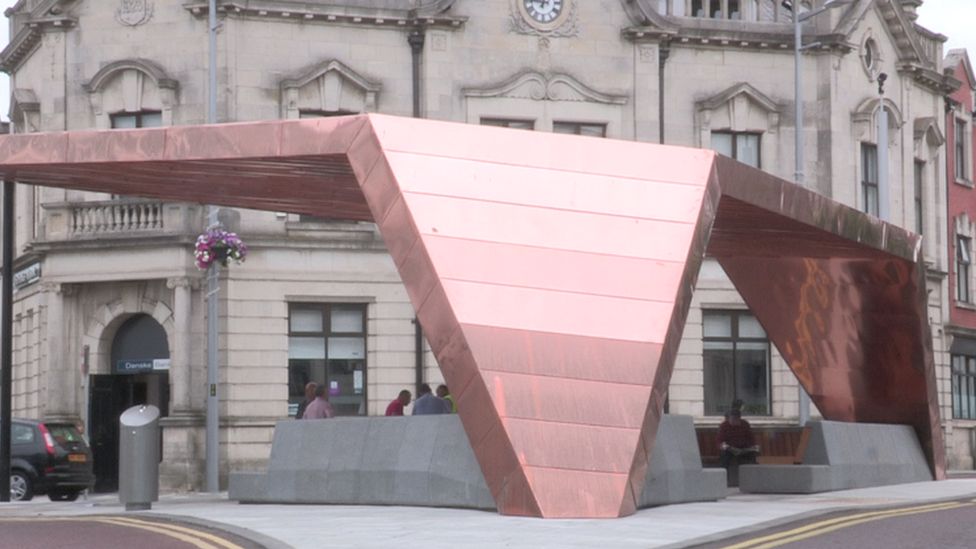 Ballymena's new 'Harmony Hub' bandstand divides opinion - BBC News