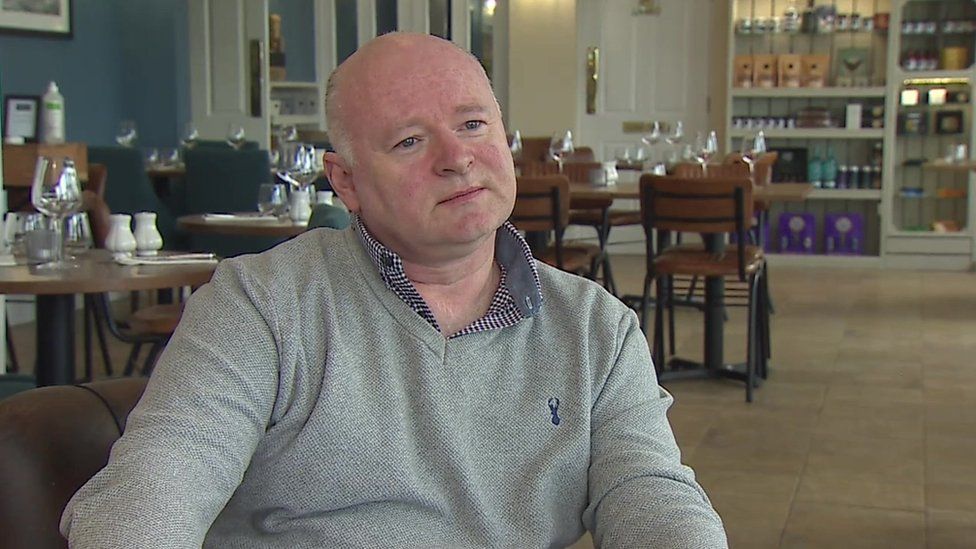 Adolygiad ar sut i wella Llwybr yr Arfordir - BBC Cymru Fyw