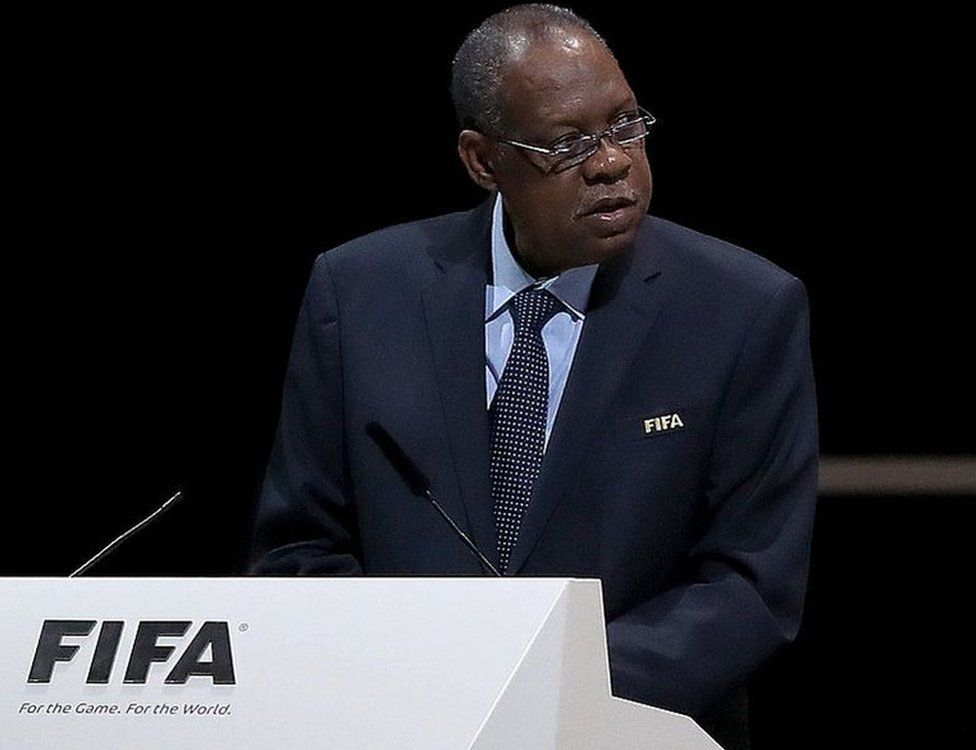 Caf elections: Issa Hayatou v Ahmad Ahmad - BBC News