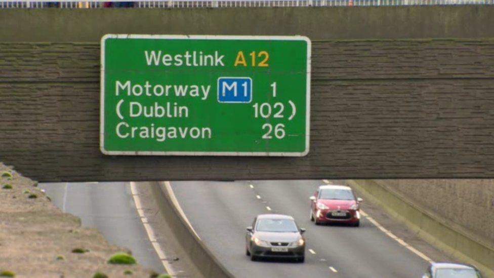 Belfast Westlink: Crashes and traffic delays 'damaging trade' - BBC News