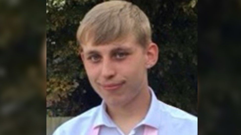 Boston stabbing death: Christopher Higgs named as victim - BBC News