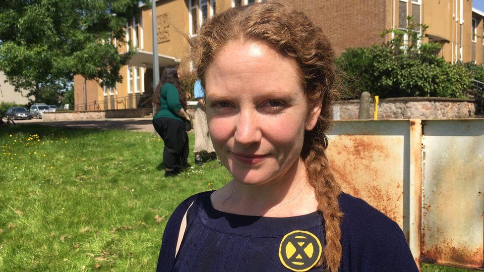 Environmentalist Imogen May refuses to pay council tax - BBC News