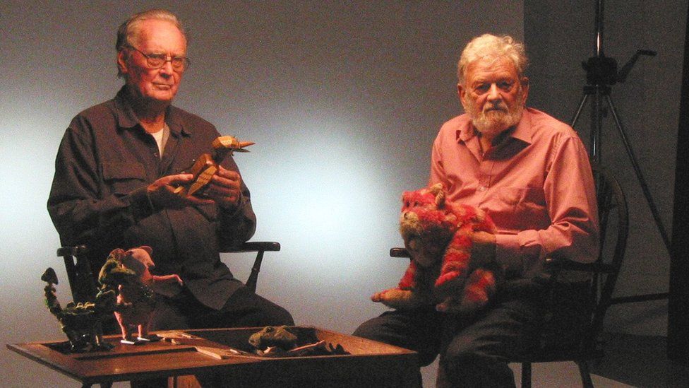 Bagpuss co-creator Peter Firmin dies aged 89 - BBC News