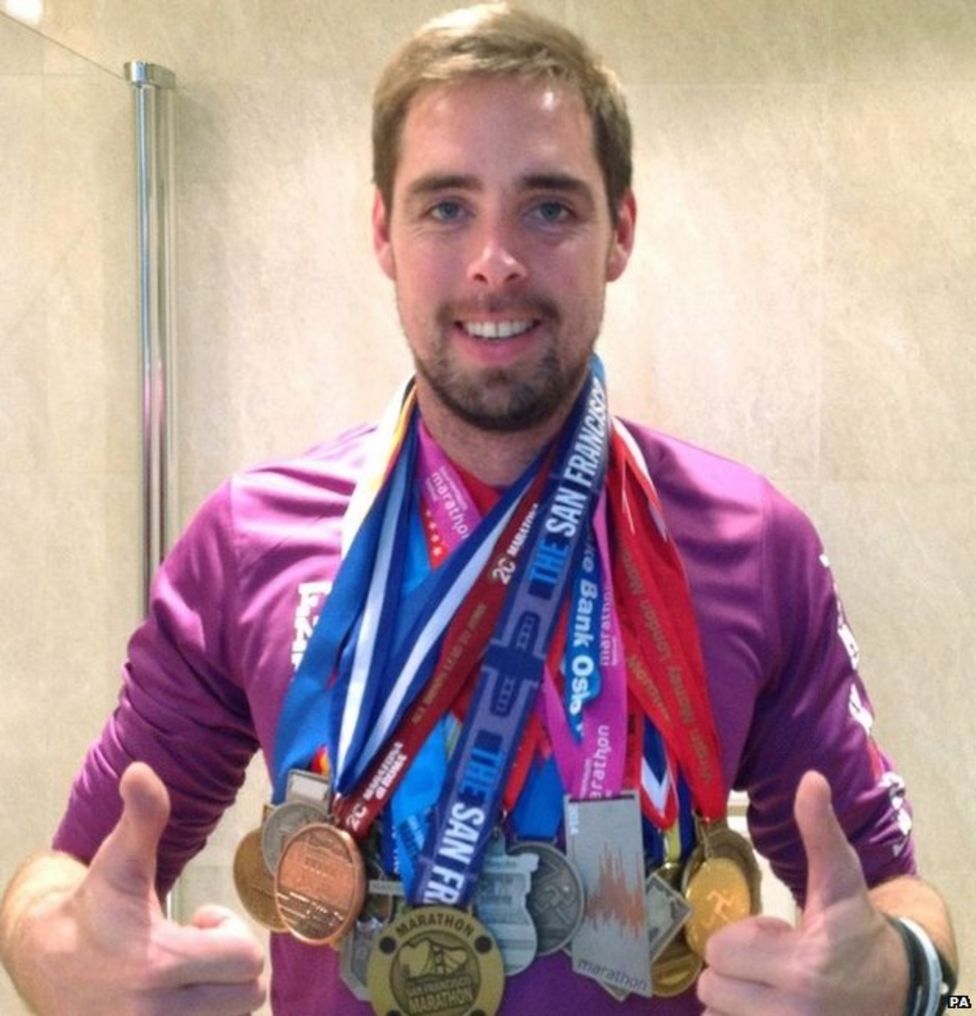 Benjamin Smith challenge to run 401 marathons in 401 days - BBC News
