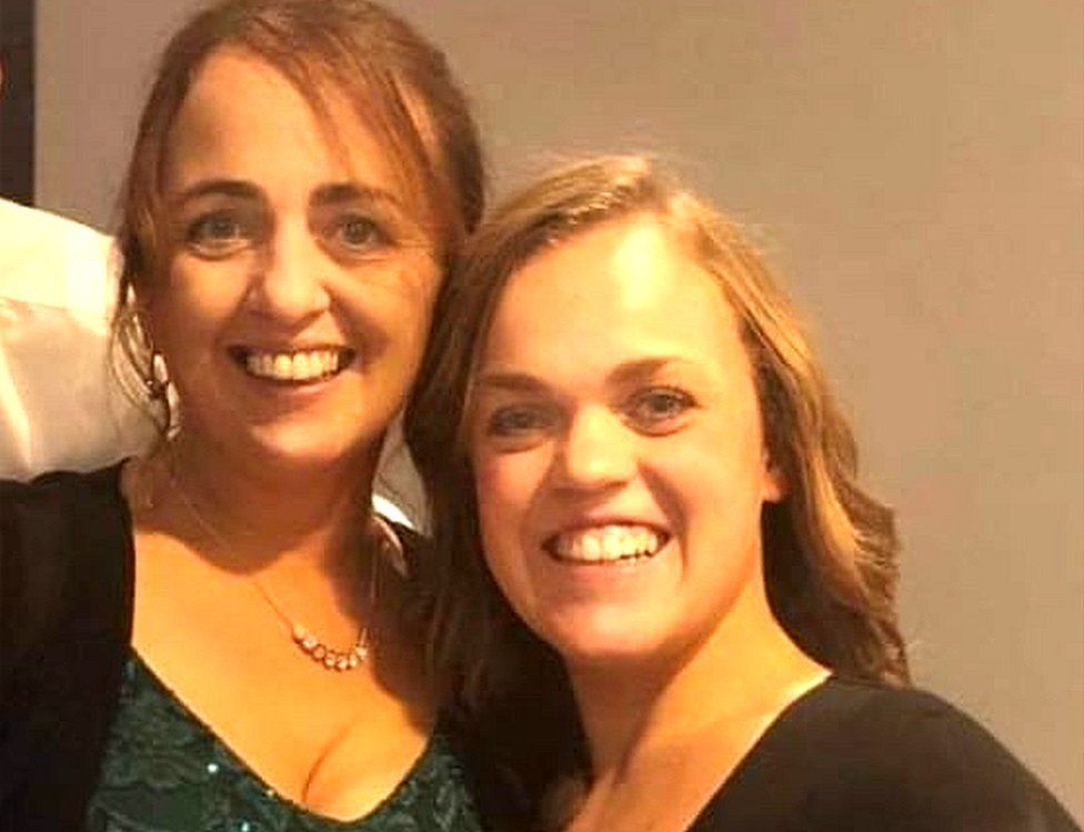 The family inspired by Ellie Simmonds on Strictly - BBC News