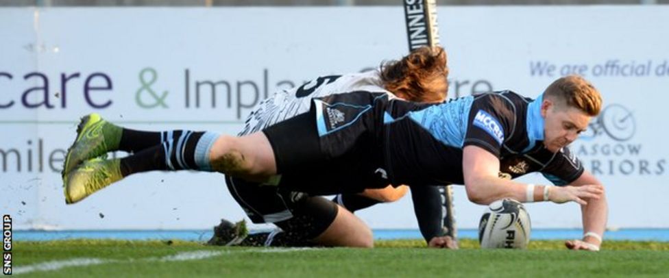 Gregor Townsend praises departing Warriors as Glasgow go top - BBC Sport