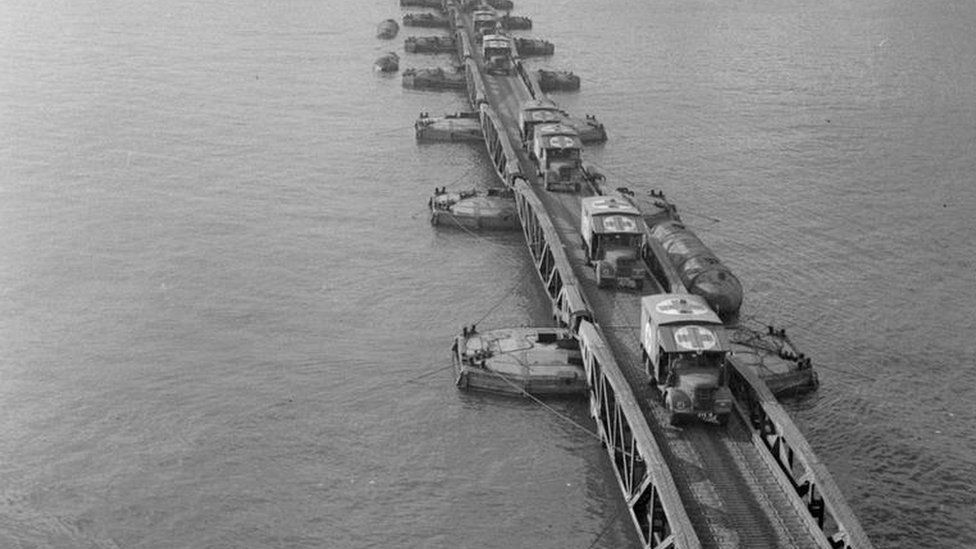 Duxford unveils roadway 'crucial' to World War Two Normandy landings ...