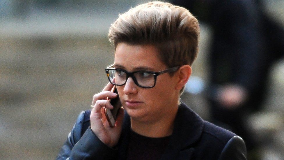 College teacher struck off for relationship with student - BBC News