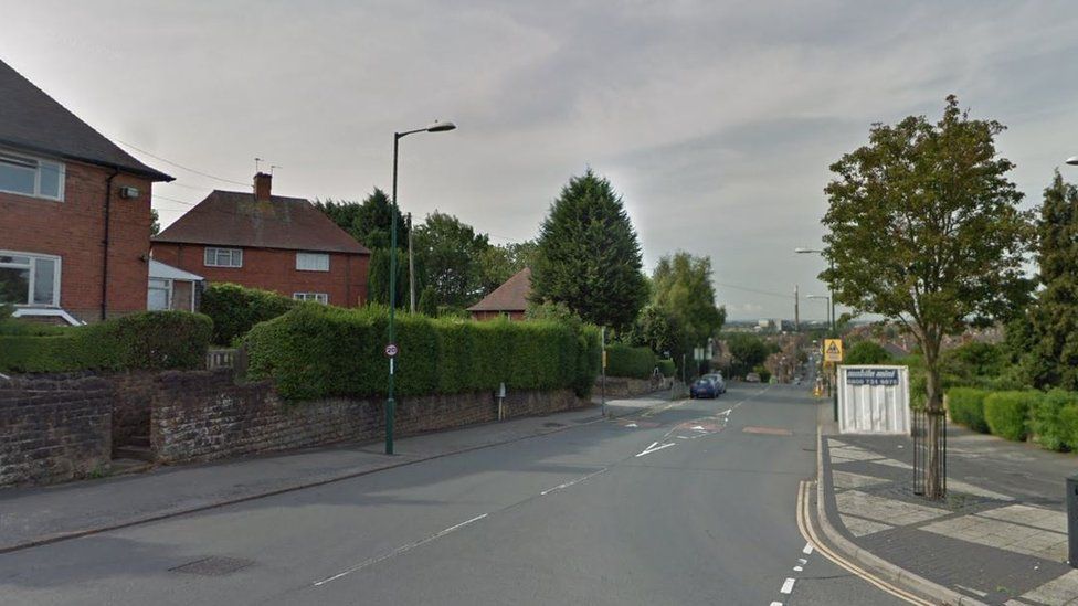 Sneinton: Assault charge after man seriously injured in fight - BBC News
