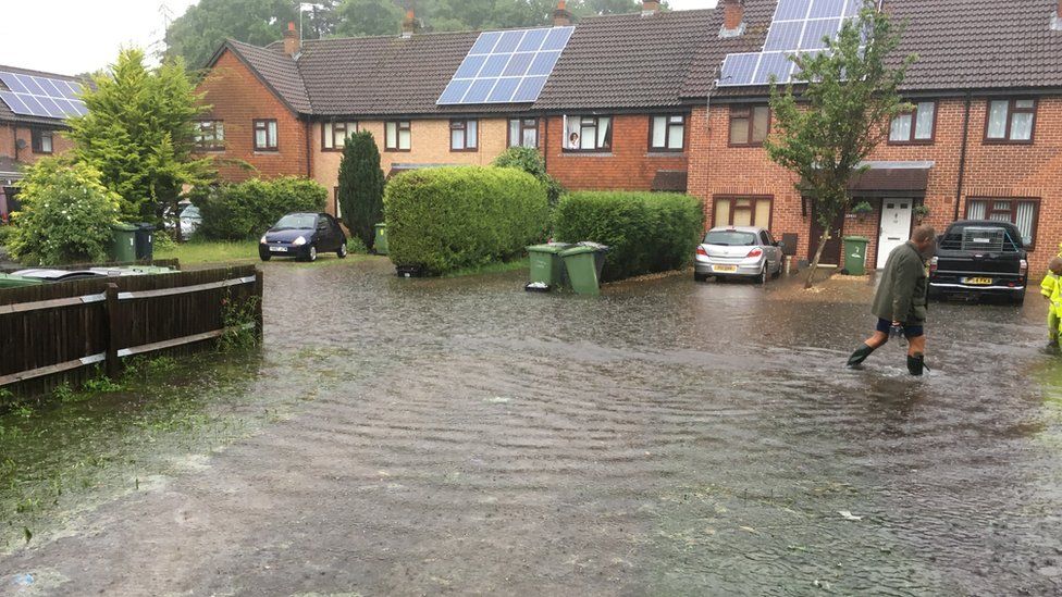 Flooding disruption in Upper River Hamble area after torrential rain ...