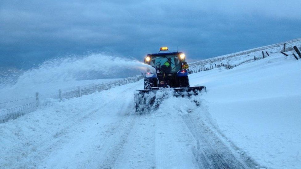 Snowfall across England: In Pictures - BBC News