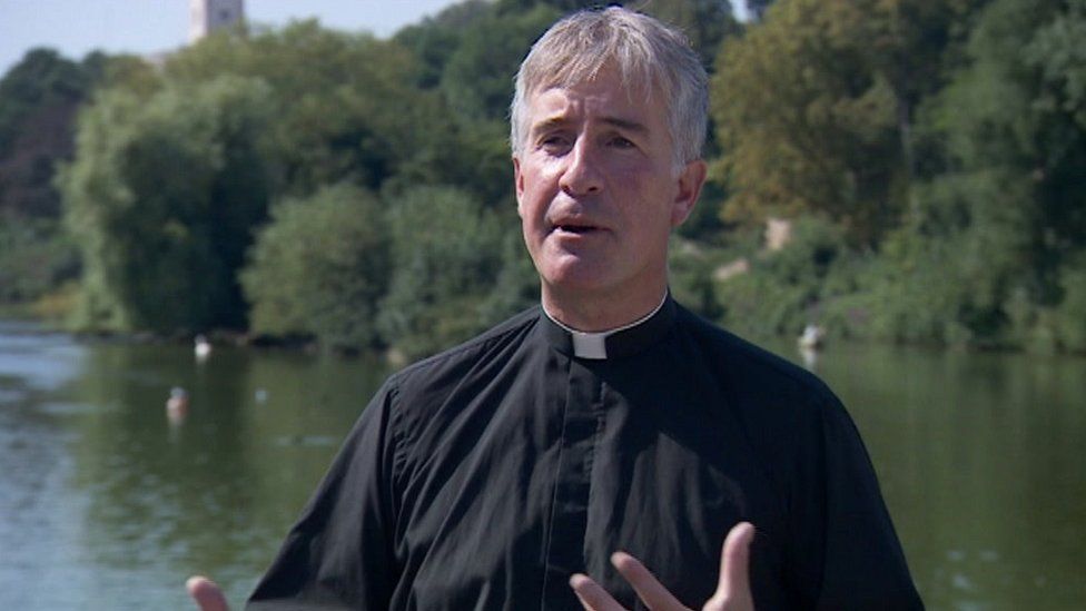 University of Nottingham accepts tweet row priest in chaplaincy role ...