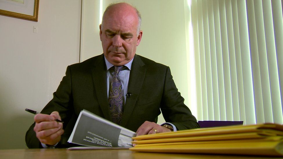 Health strike: Action could delay cancer diagnoses, trust claims - BBC News