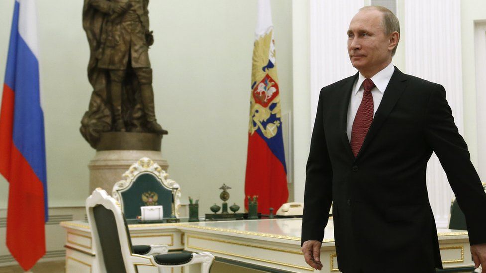 In Pics: How do political leaders' offices compare? - BBC News