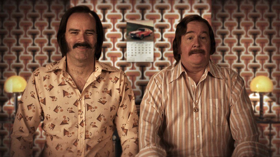 Still Game returns with new live shows - BBC News