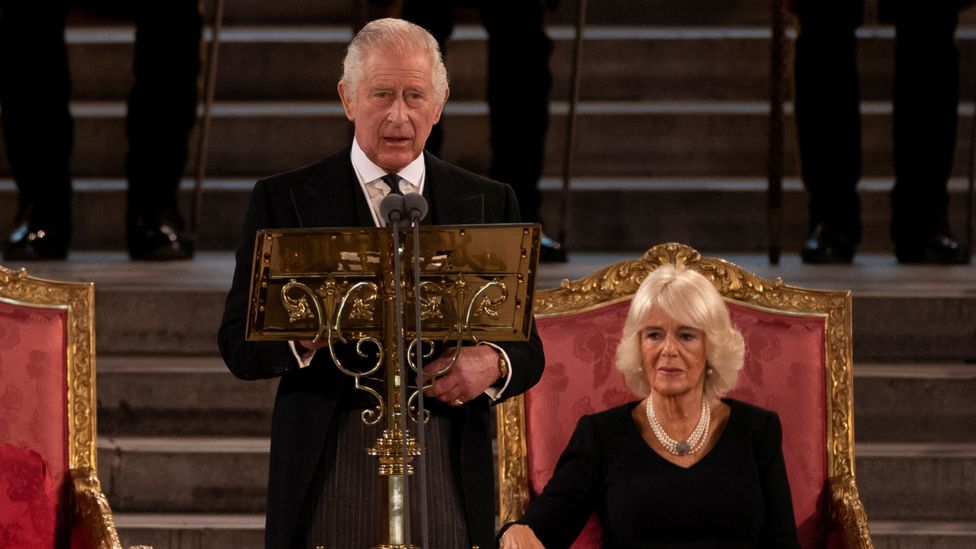 Queen was bright and focused in last audience, Boris Johnson says - BBC ...