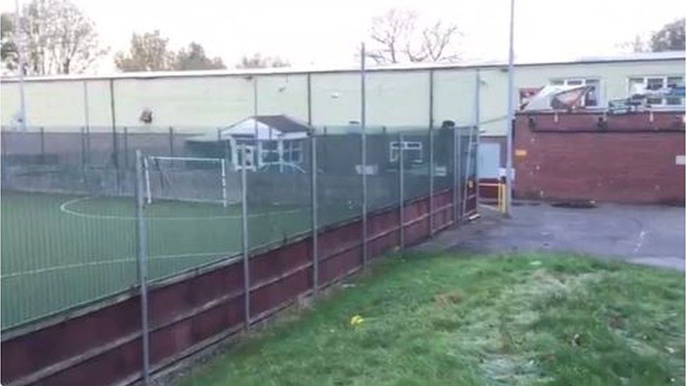 Sheffield FC gets Qatari support - BBC News