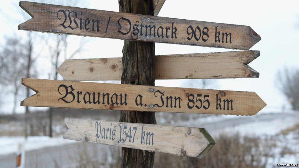 Anti-Nazi couple's barn burned down in eastern Germany - BBC News
