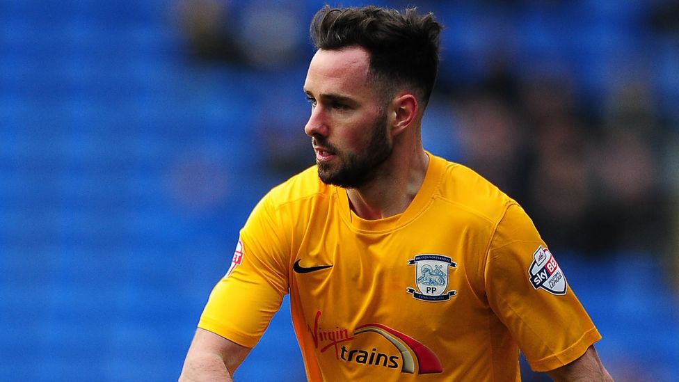 Omar Bogle: Cardiff City sign Wigan striker - BBC Sport