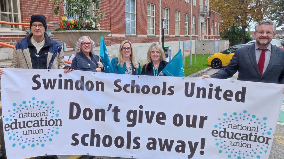 Swindon council in U-turn over schools joining multi-academy trusts ...