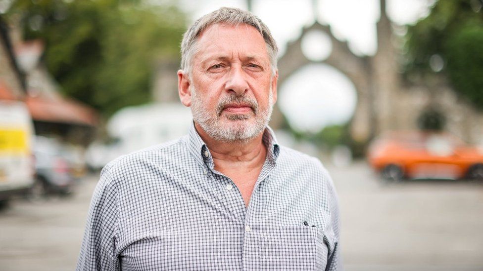 Taymouth Castle: Row over £300m redevelopment shatters peace - BBC News