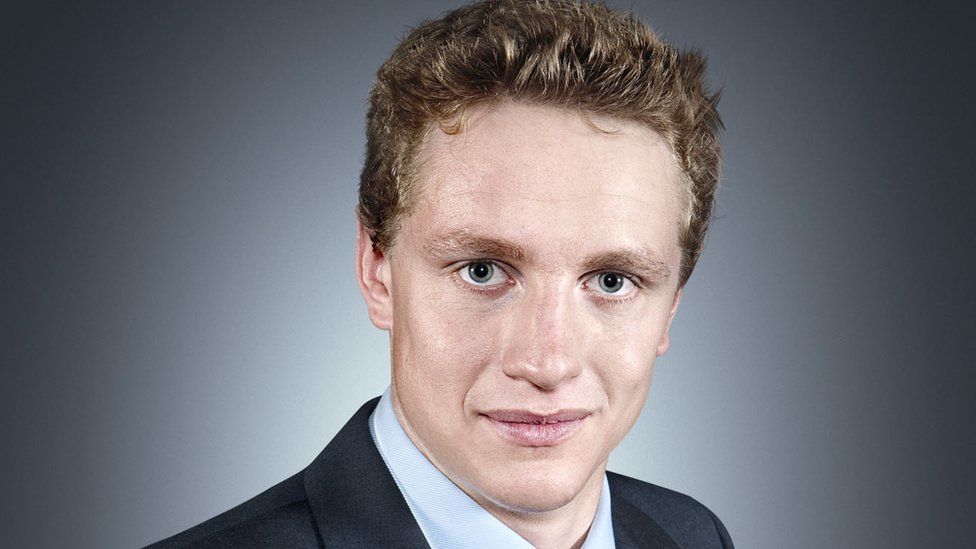 An Apprentice contestant fired himself - despite winning a task - BBC News