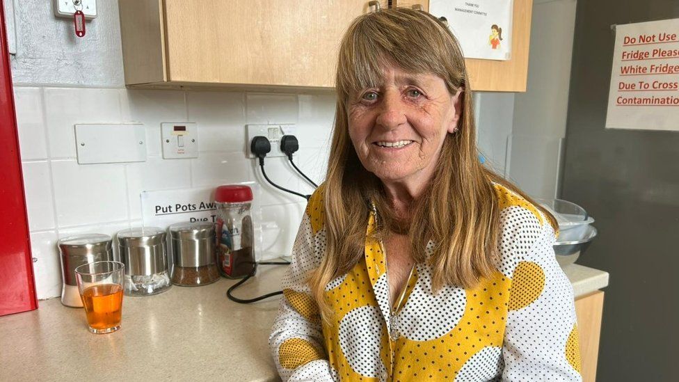 Energy costs: 'We'll get by but it'll still be a struggle' - BBC News