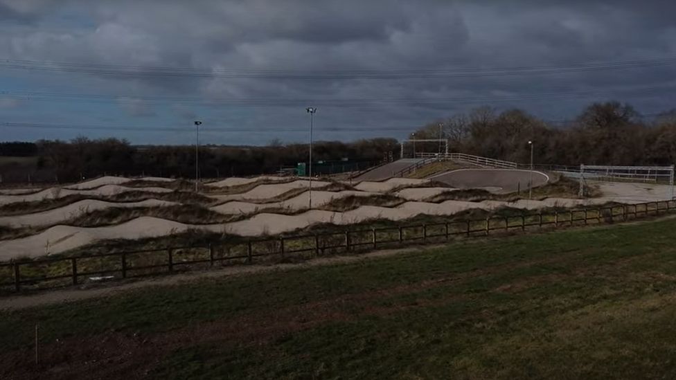 Huncote: BMX track still closed after two years due to gas - BBC News