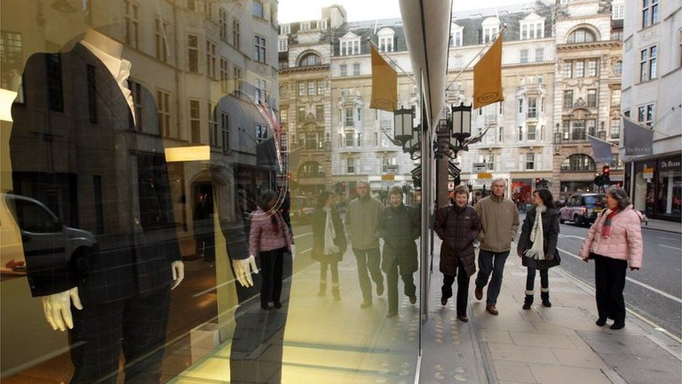 Newspaper headlines: 'Bojo's no show' and Truss's tax attack - BBC News