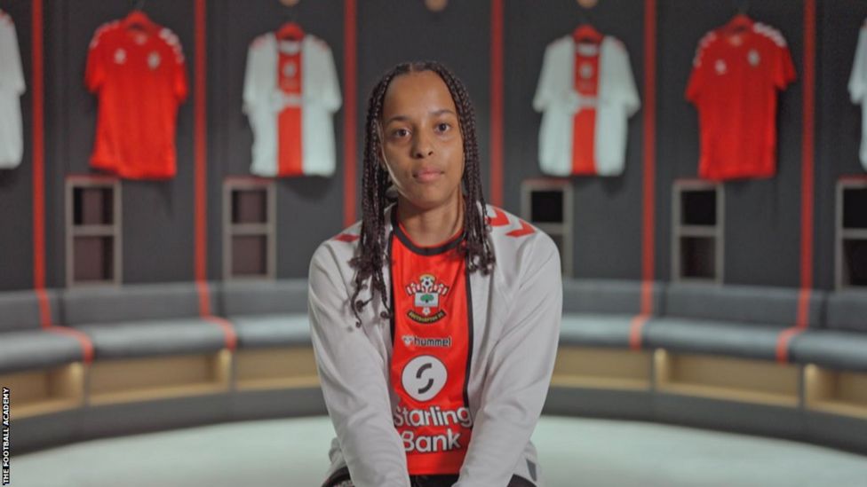 Premier League predictions: Chris Sutton v The Football Academy's Tash ...