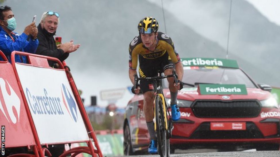 Vuelta a Espana: Defending champion Primoz Roglic delivers commanding ...
