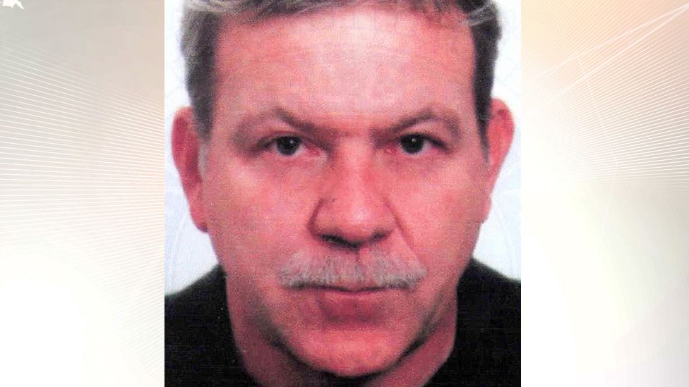 Accused in 1993 'drug scam' murder goes on trial - BBC News