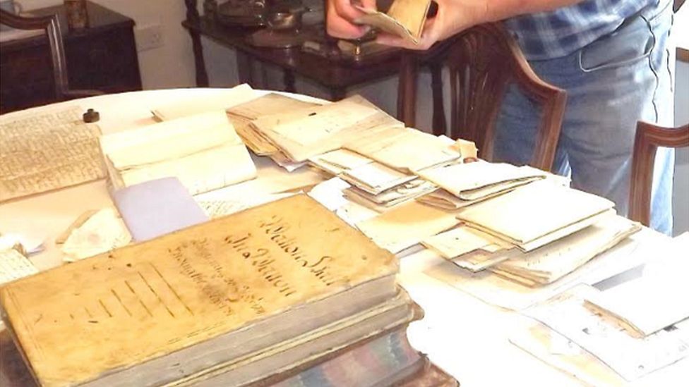 Ancient hand axe displayed at Watton Museum - BBC News