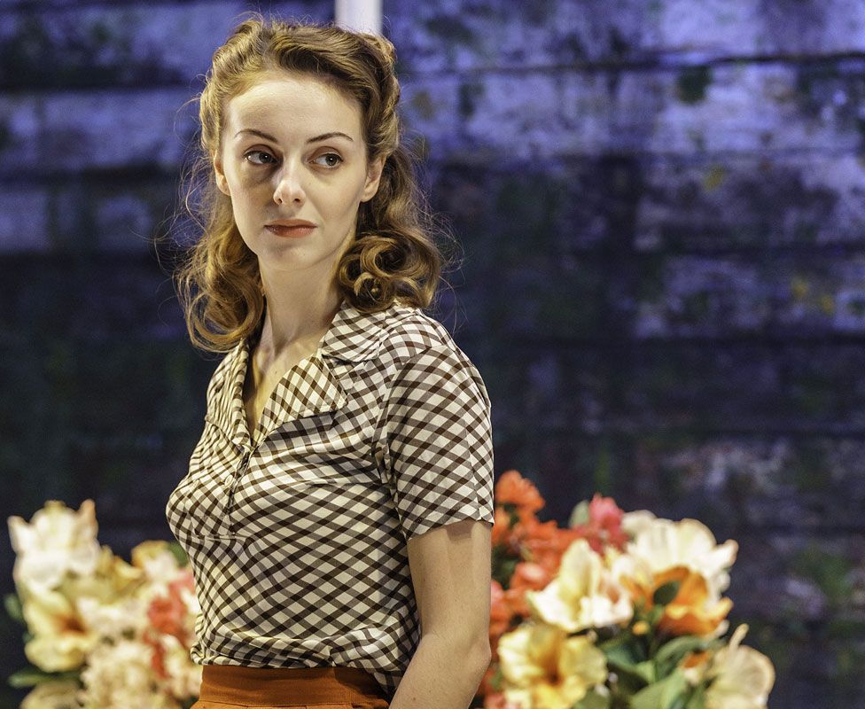 Kwame Kwei-Armah: New Young Vic boss promises 'funky' future - BBC News