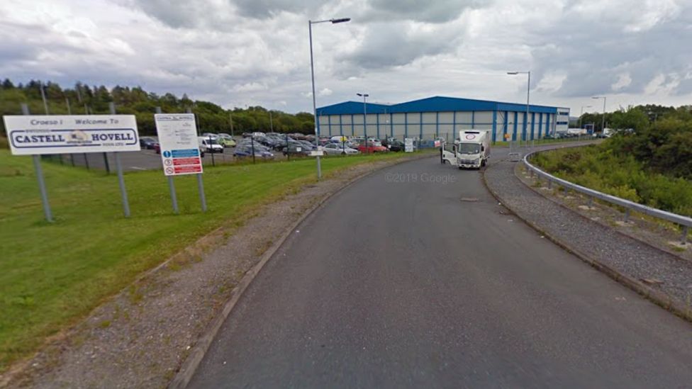 Coronavirus: Major food firm warns of possible job cuts - BBC News