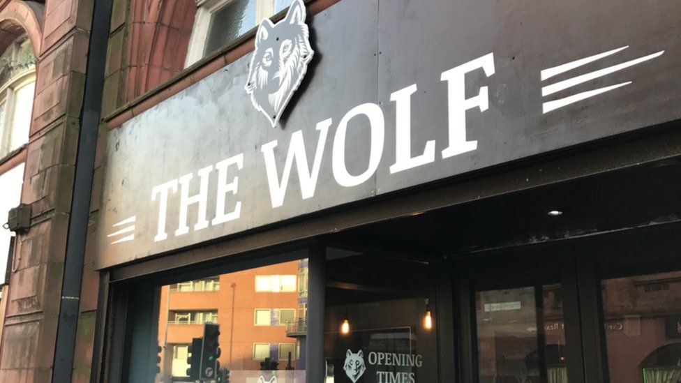 BrewDog 'hypocritical' in Birmingham Lone Wolf pub name row - BBC News