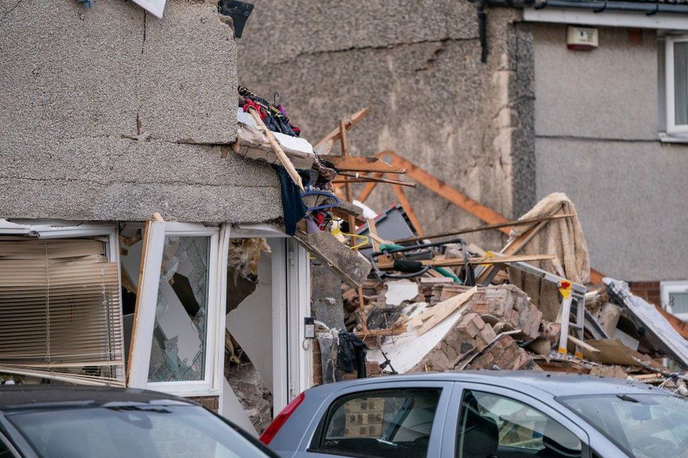 Man, 84, dead after explosion destroys neighbour's house in Edinburgh ...
