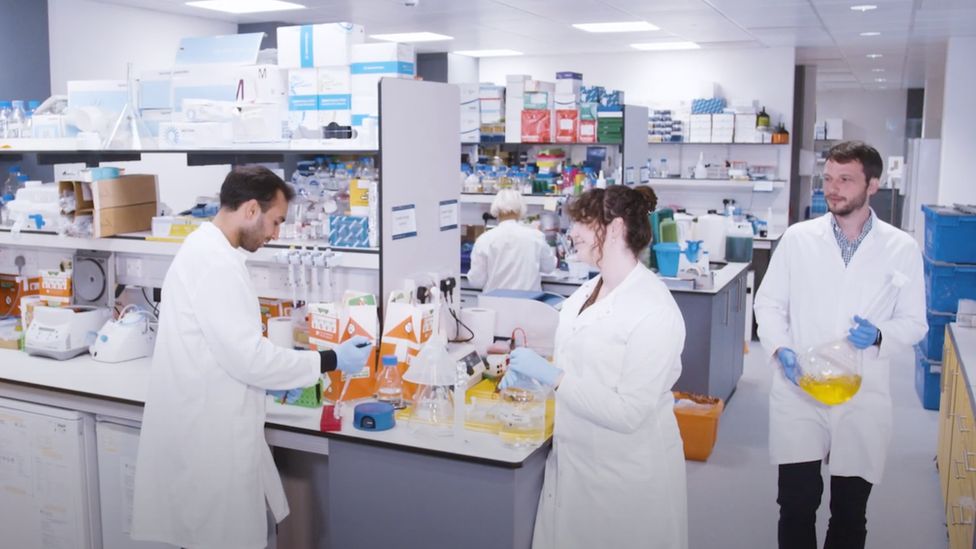 Cambridge MS centre given £1.85m grant to begin 'new era' - BBC News