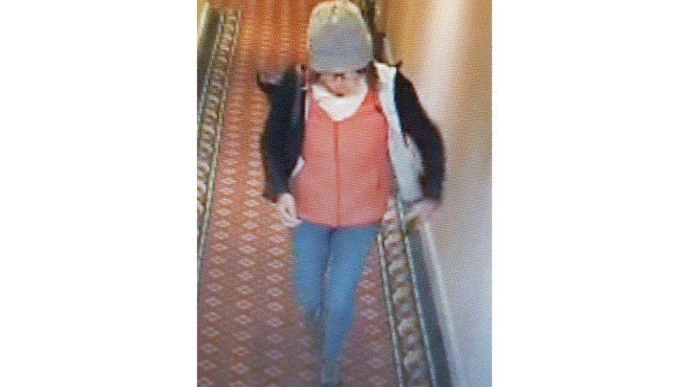 Boireannach a dhìth an Leòdhas - Naidheachdan a' BhBC