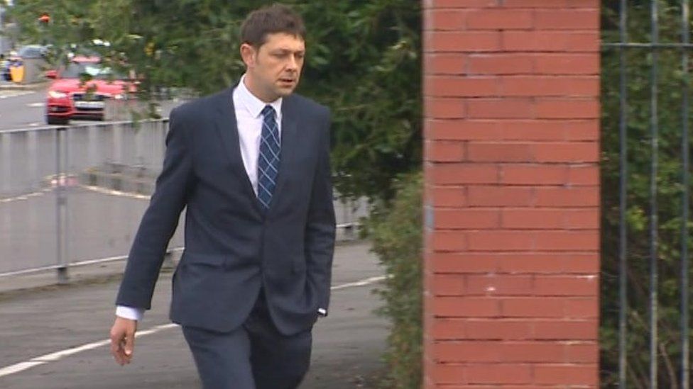 Ben Thomas: Former BBC reporter charged with child sex offences - BBC News