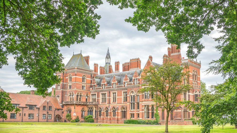 Historic Kelham Hall handed events licence for reopening - BBC News