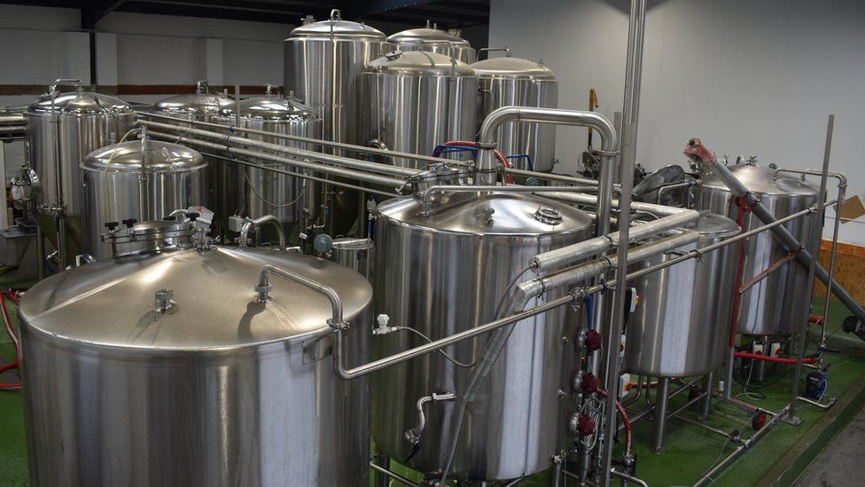 Oxford Brookes exhibition celebrates women in the brewing industry ...