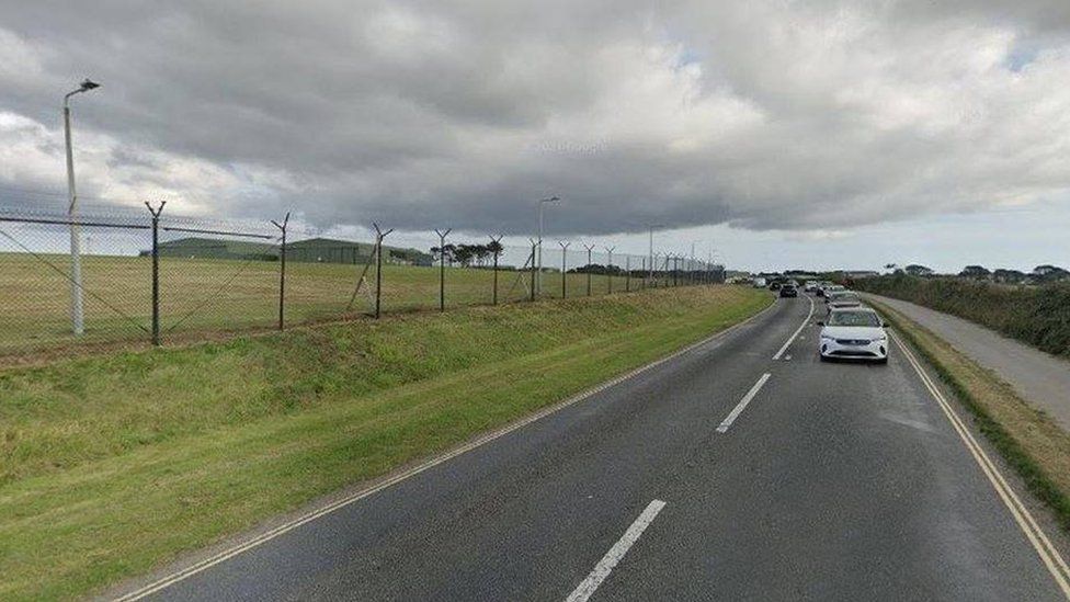 Royal Navy sailors killed in Culdrose crash - BBC News