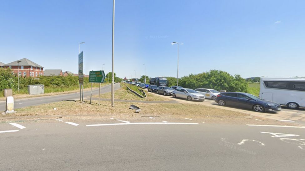 A52 reopens after closure for multi-vehicle crash near Nottingham - BBC ...