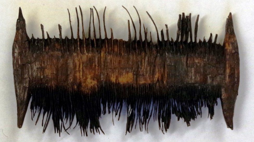 Richmondshire Museum exhibition features A1 Roman artefacts - BBC News