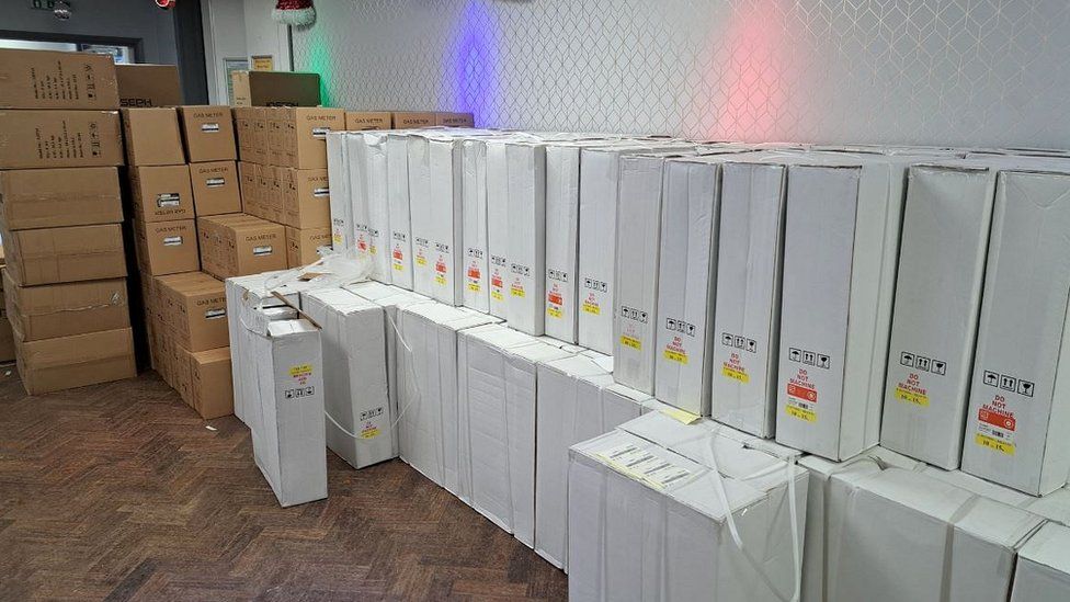 Stannington: Up to 2,000 homes still without gas after pipes flooded ...